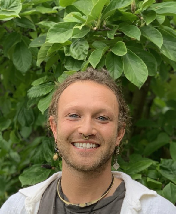 About Our Team – Ravae